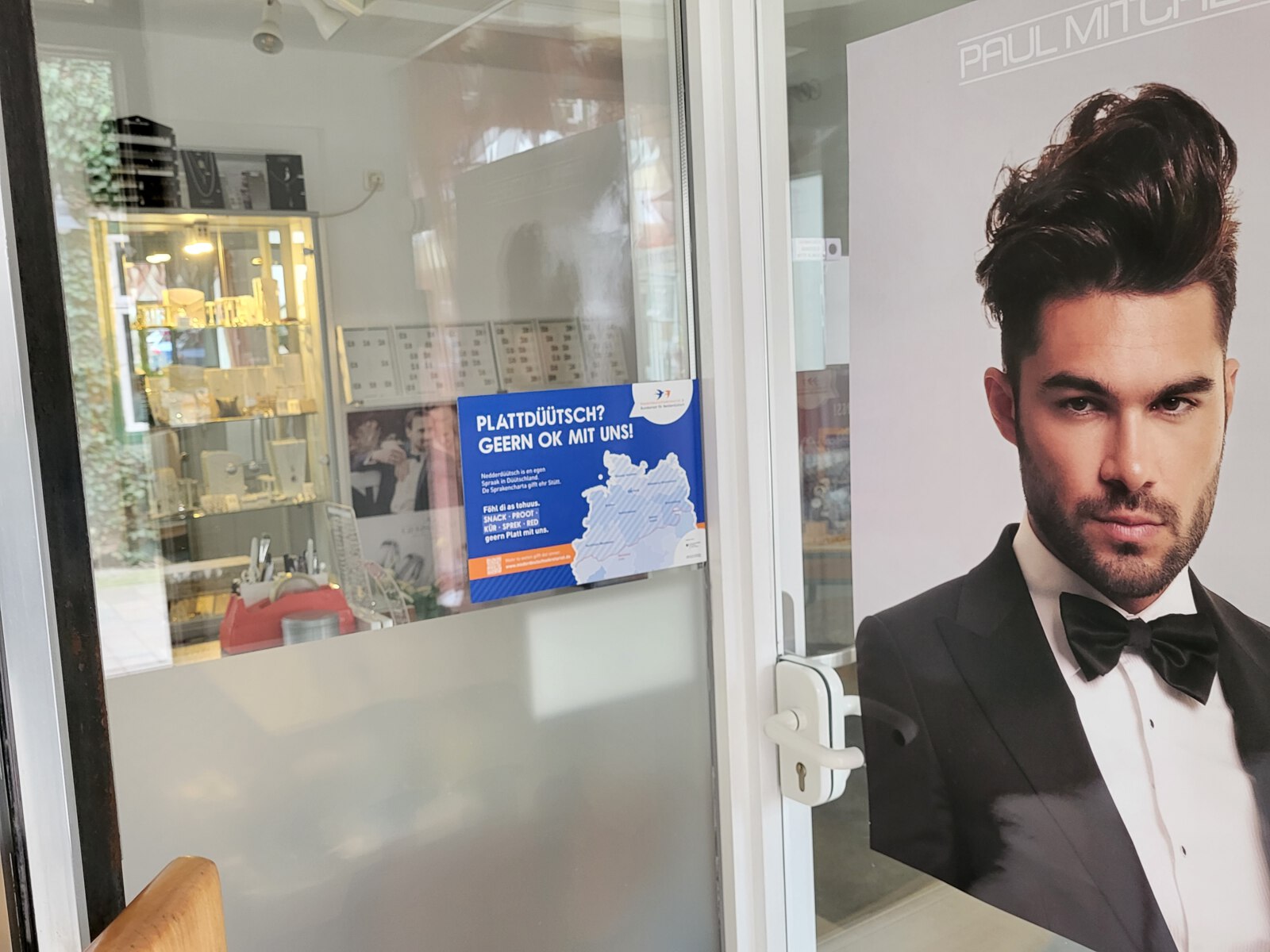 Hölpt de "Wi snackt Platt"-Schiller, dat mehr Platt bruukt warrt ...